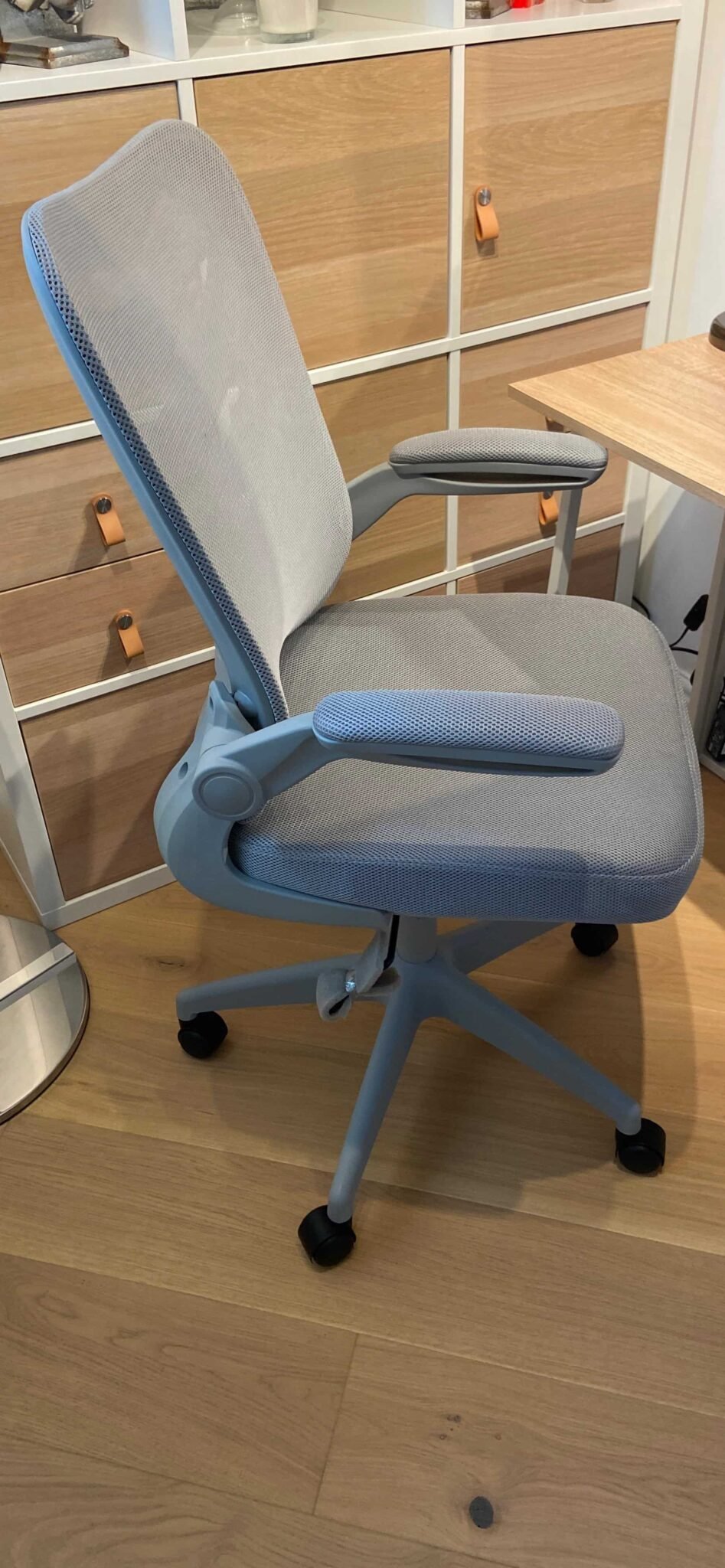 Best Office Chair For Short Person UK: Bye Awkward Seating!