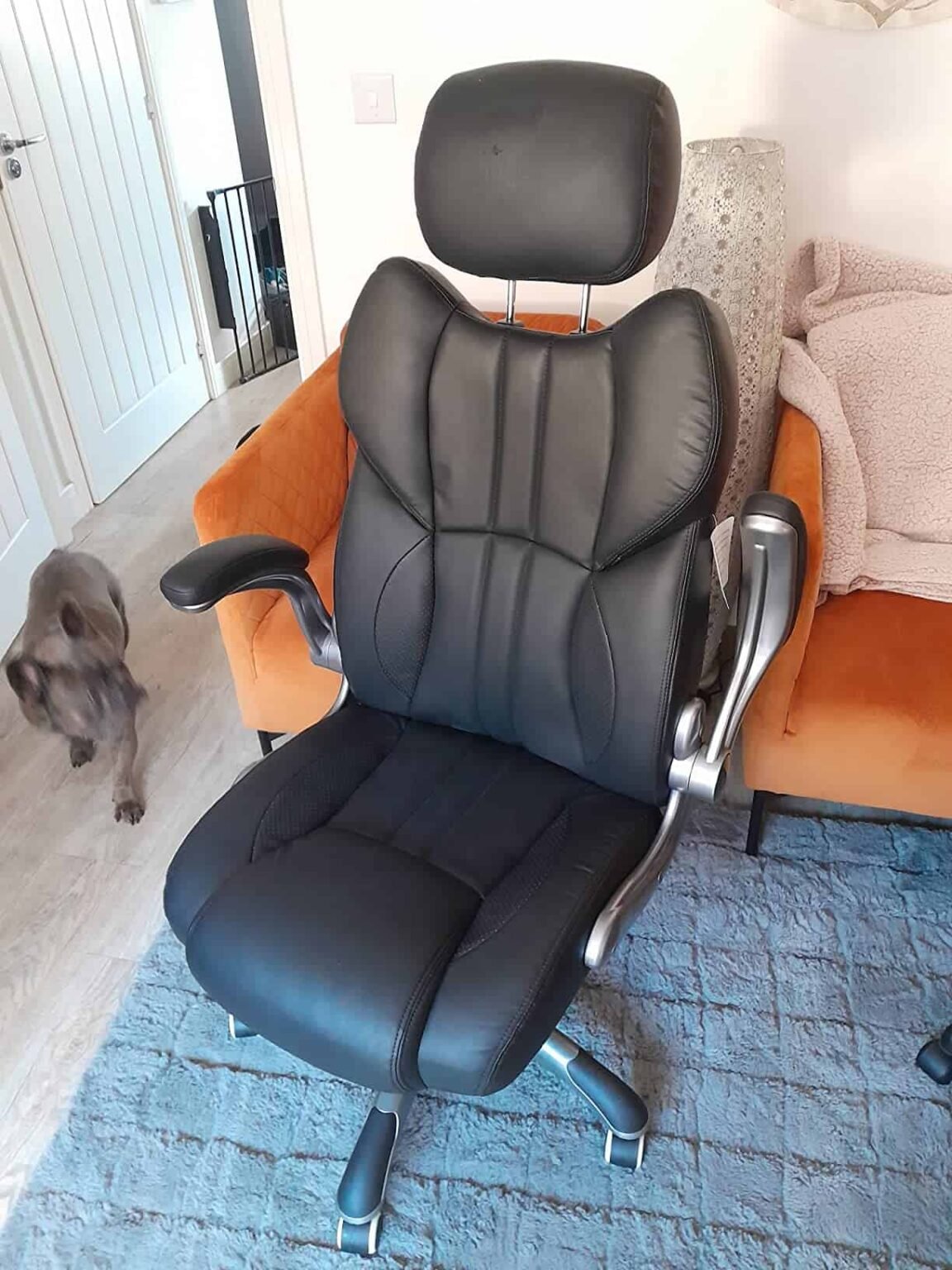 Best Office Chair For Heavy Person UK: Must Read Before Buy!